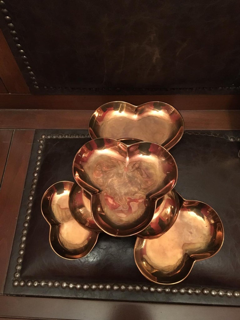 Trebol Sculptural Brass Casting Wall Sconce For Sale at 1stDibs