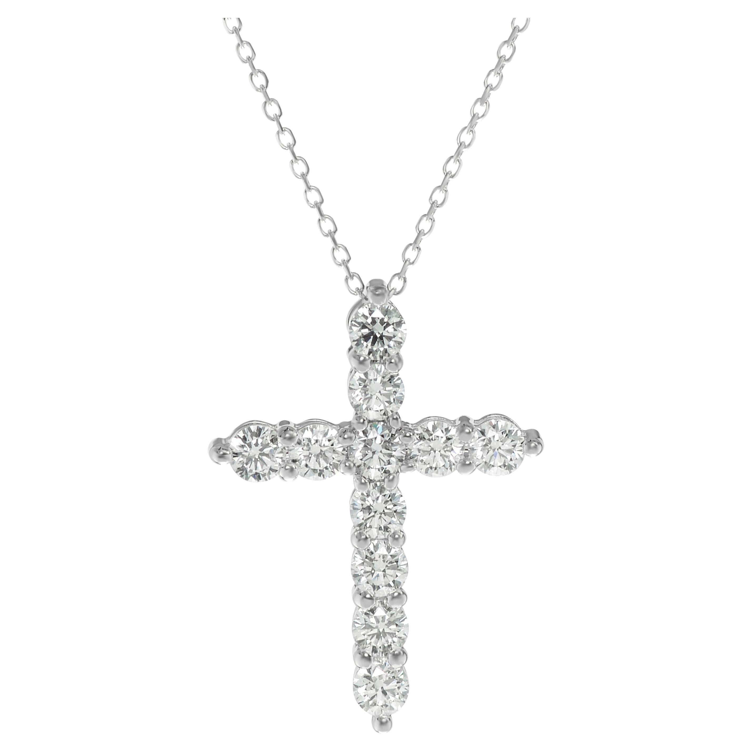 Tresorra 18k White Gold Diamond Cross Pendant For Sale at 1stDibs
