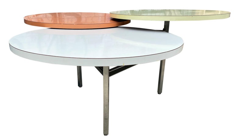 Tri-Color Circle Pod Laminate Mid-Century Modern Dining Table at ...