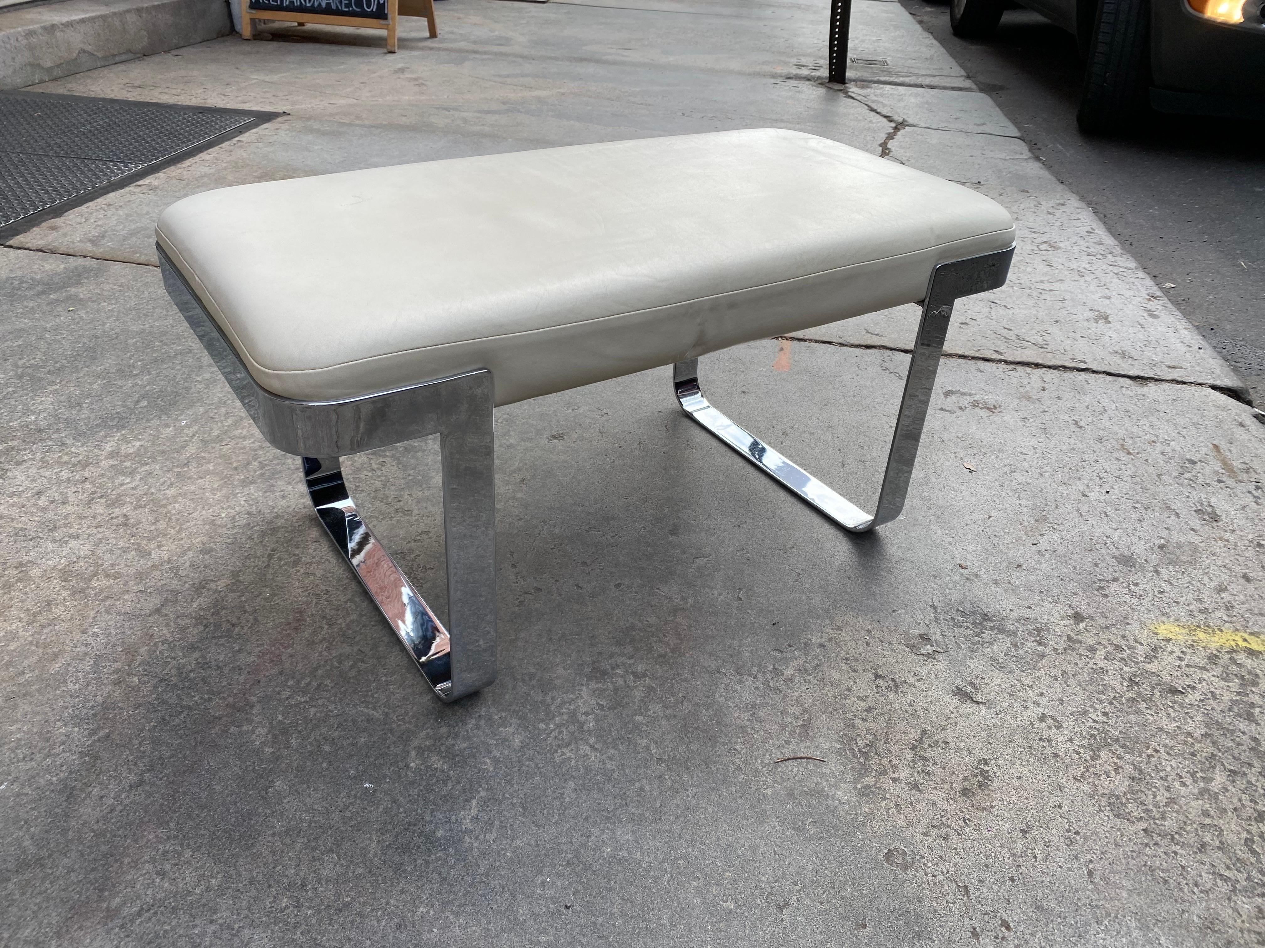 Tri-Mark Leather and Chrome Bench For Sale at 1stDibs