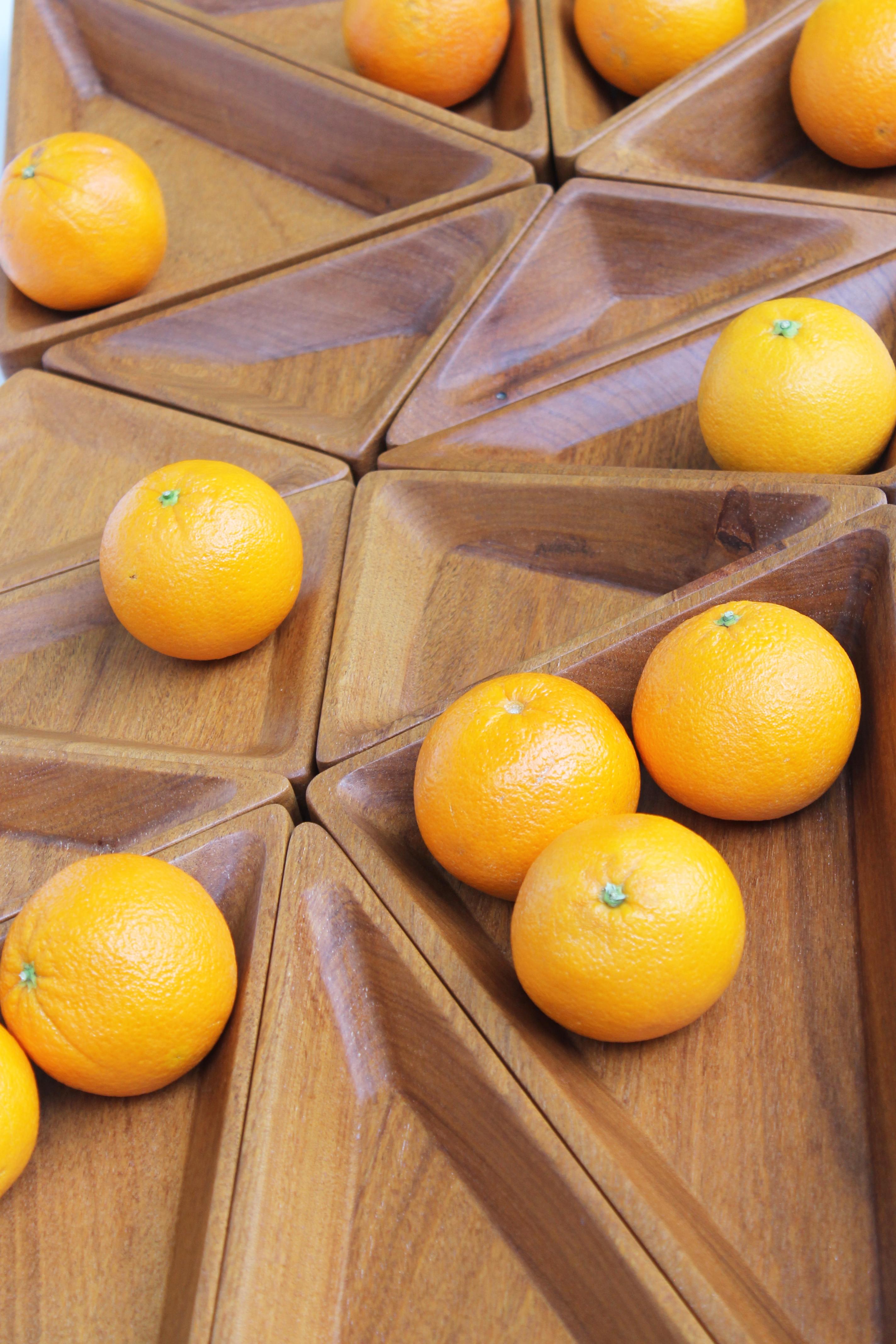 Tri wood centerpiece - set with 14 pieces (cumaru wood) For Sale at 1stDibs