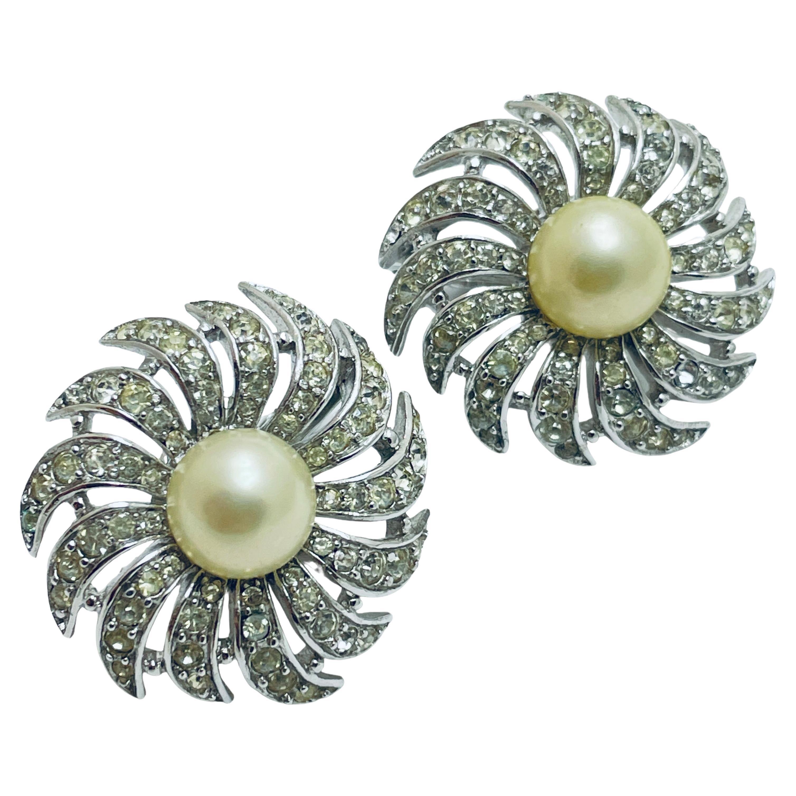 Vintage gold door knocker designer runway clip on earrings For Sale at ...