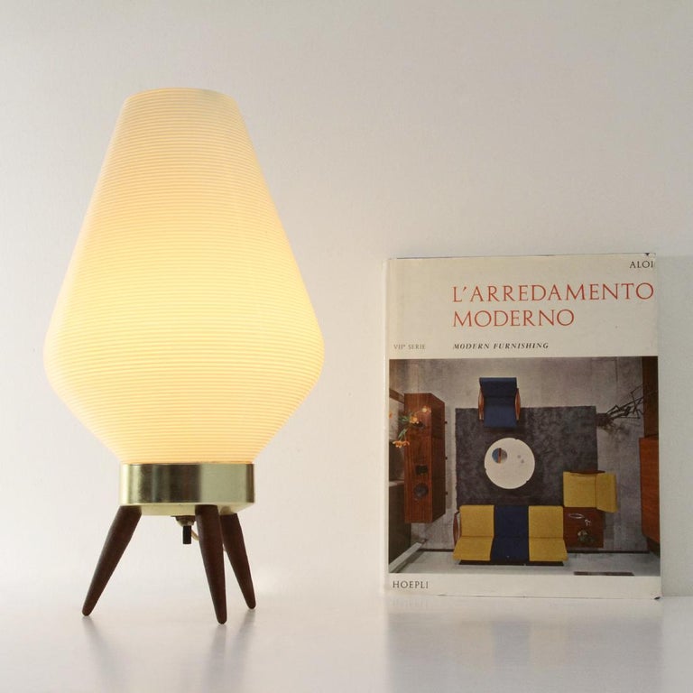 Tripod Beehive Table Lamp with Plastic Shade, 1960s For Sale at 1stDibs ...