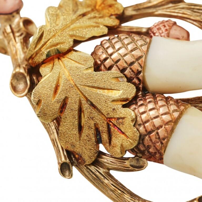 Trophy Brooch with Fox Teeth For Sale at 1stDibs