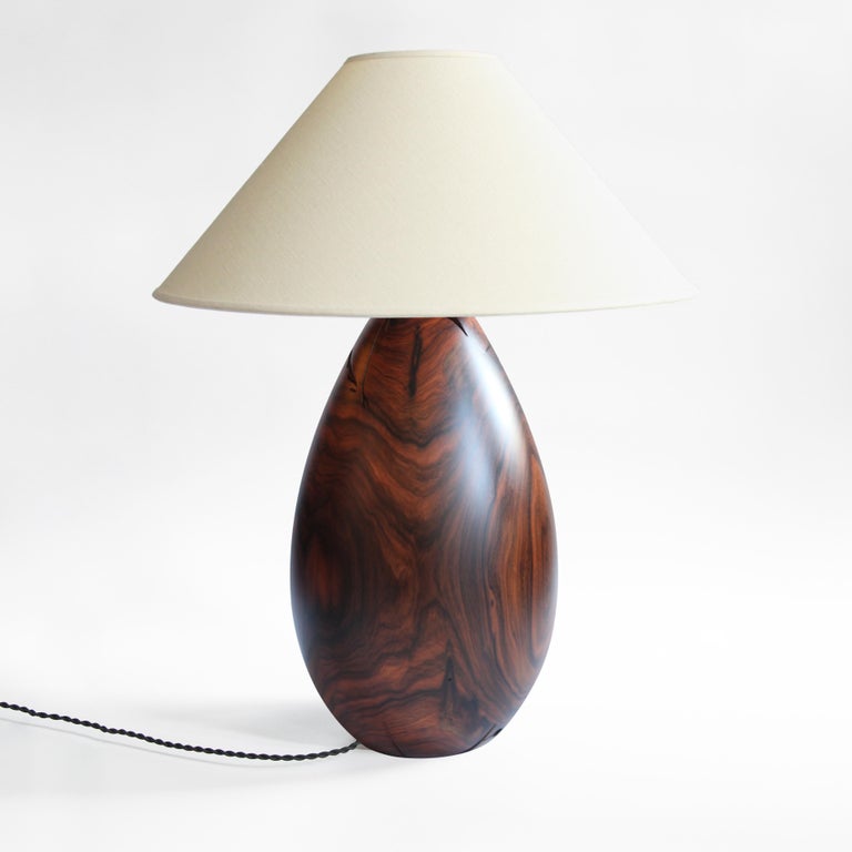 Tropical Hardwood Lamp and White Linen Shade, Extra Large, Árbol ...
