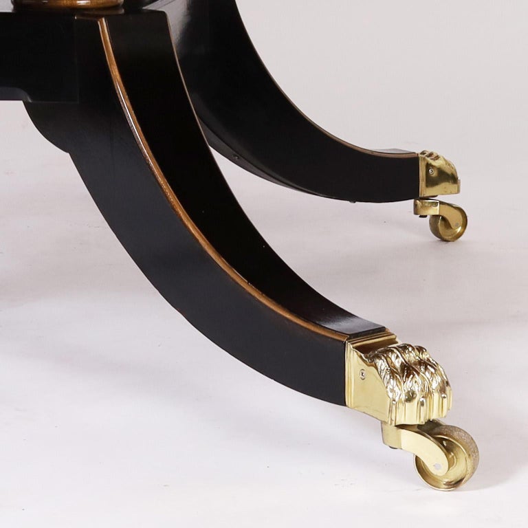 Trosby Regency Style Round Dining Table For Sale at 1stDibs