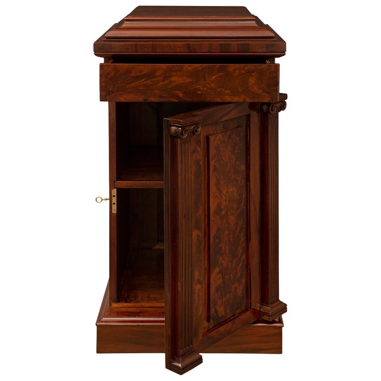 True Pair of English 19th Century Regency Period Flamed Mahogany ...