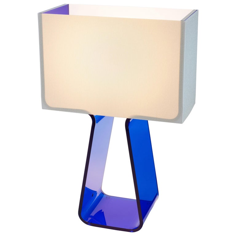 Lampe de bureau tube en bleu cobalt par Pablo Designs En vente sur 1stDibs