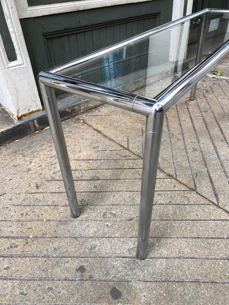 Tubular Chrome and Glass Sofa Table For Sale at 1stDibs