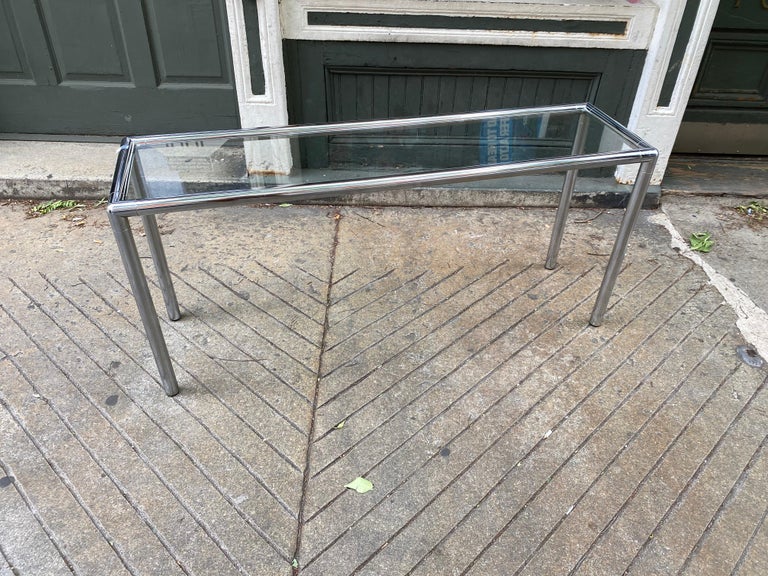 Tubular Chrome and Glass Sofa Table For Sale at 1stDibs