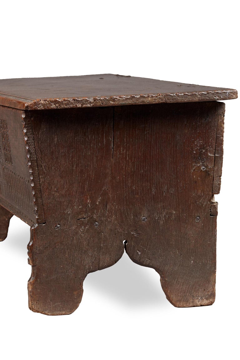 Tudor, Elizabethan Boarded Oak Chest, English, circa 1540-1560 at 1stDibs