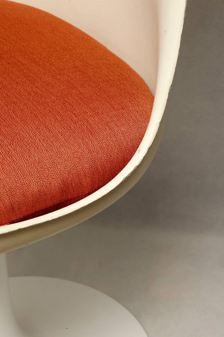 Tulip Chair by Eero Saarinen for Knoll, Mid-Century Modern, 1964 For Sale at 1stDibs