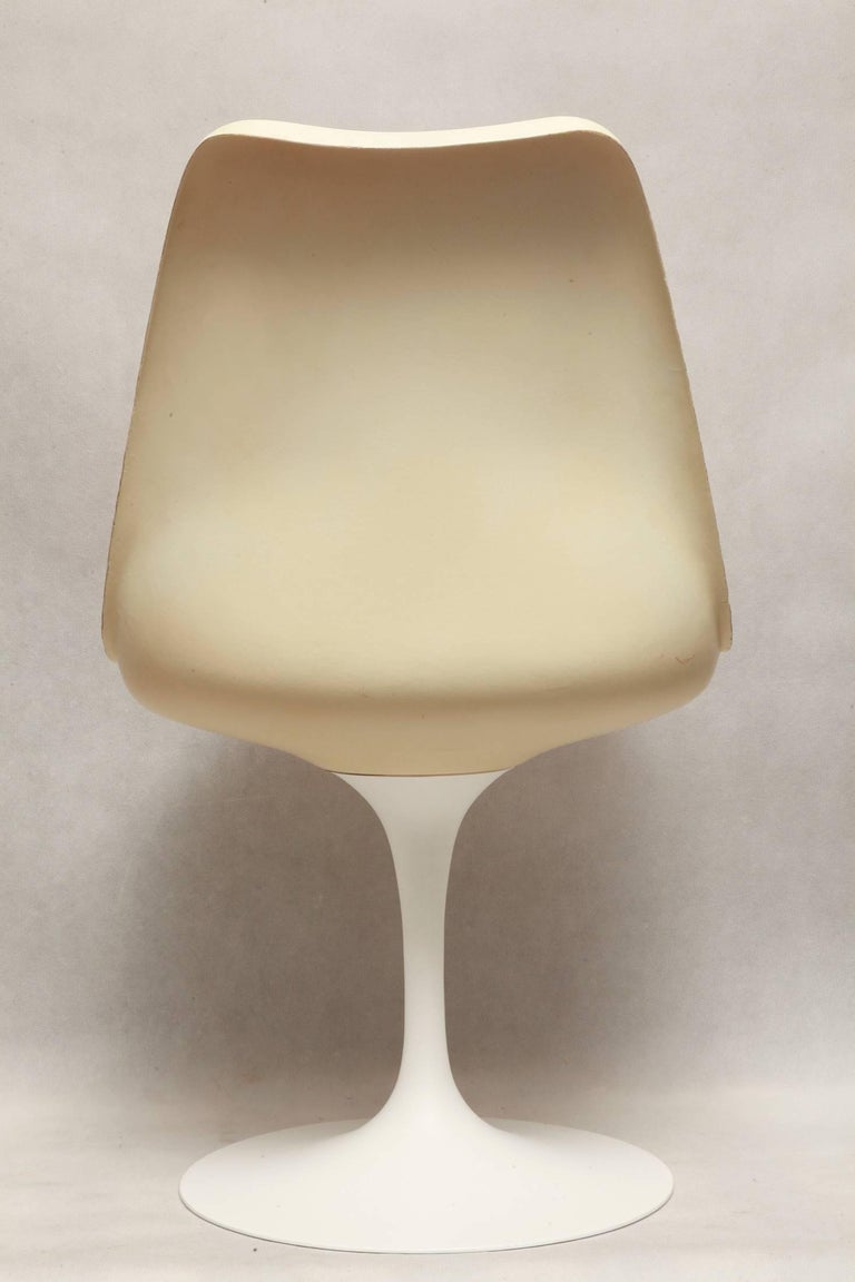 Tulip Chair by Eero Saarinen for Knoll, Mid-Century Modern, 1964 For Sale at 1stDibs