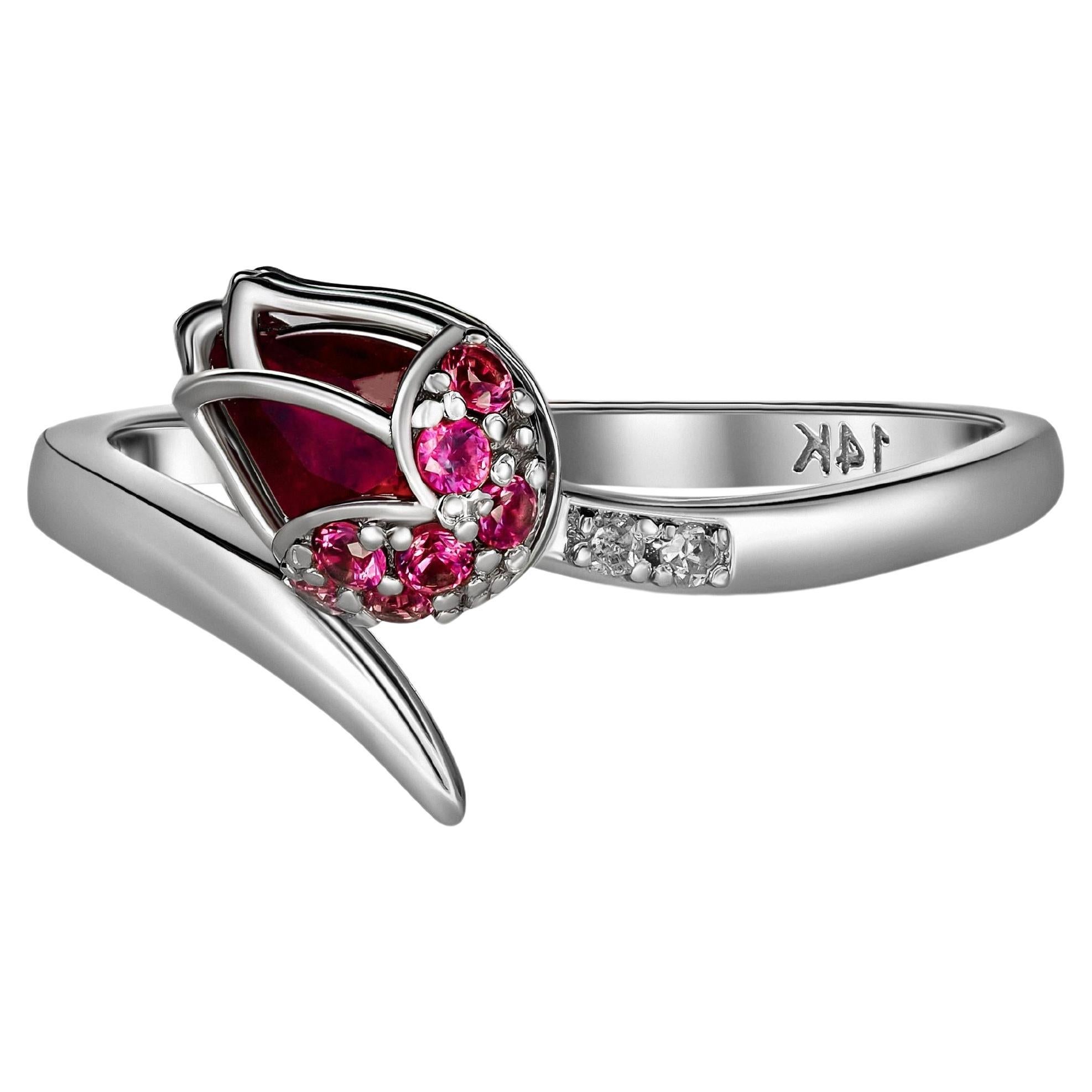 Tulip flower ring with ruby in 14k gold For Sale at 1stDibs