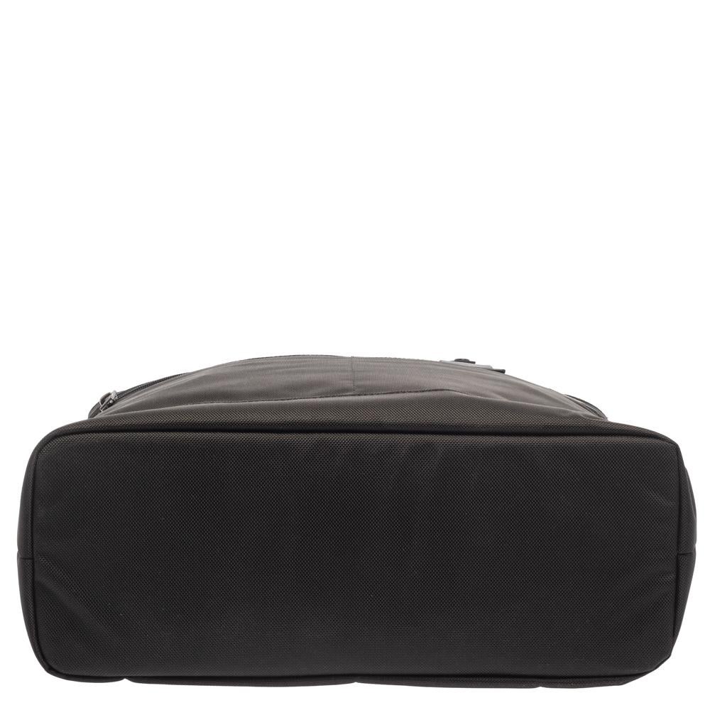 Tumi Black Nylon Gen 4.2 Companion Tote at 1stDibs | tumi tote, tumi ...