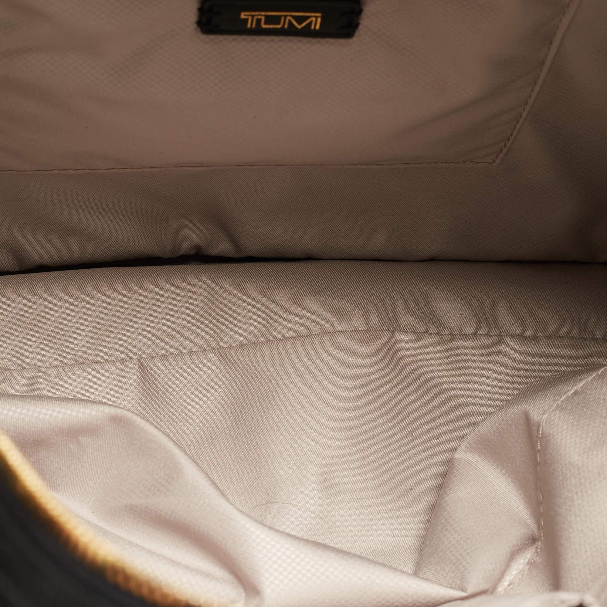 TUMI Black Nylon Voyager Bag For Sale at 1stDibs