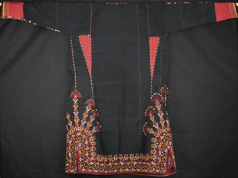 Turkmen Chapan, Robe '1' For Sale at 1stDibs
