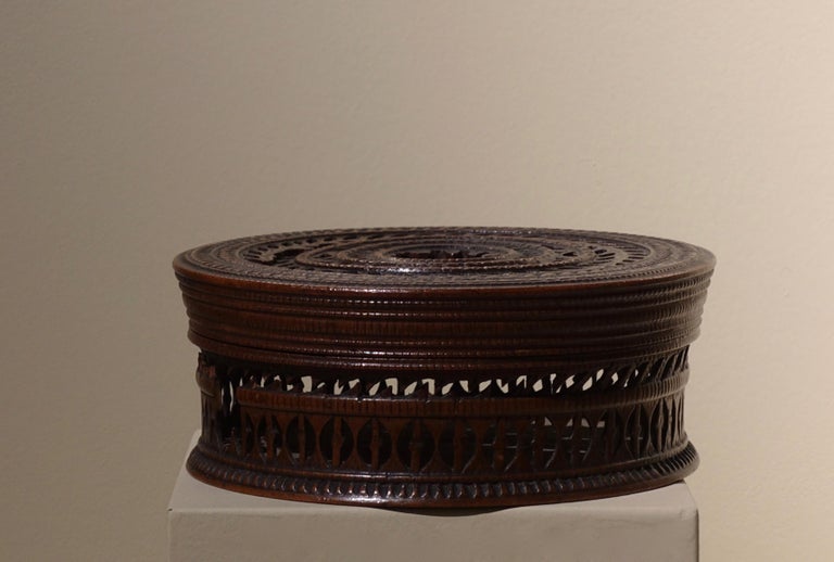 Turned, Engraved Openwork Box, Florence, 17th Century For Sale at 1stDibs