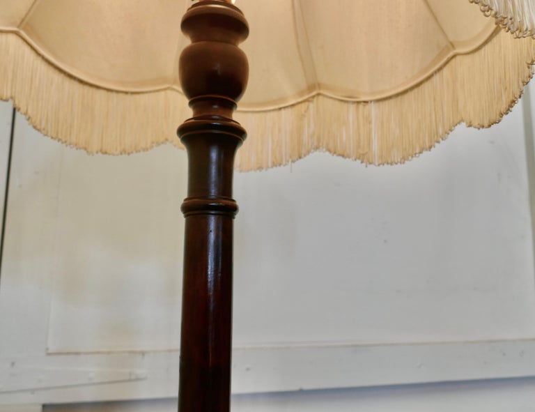 Turned Mahogany Floor Standing or Standard Lamp at 1stDibs