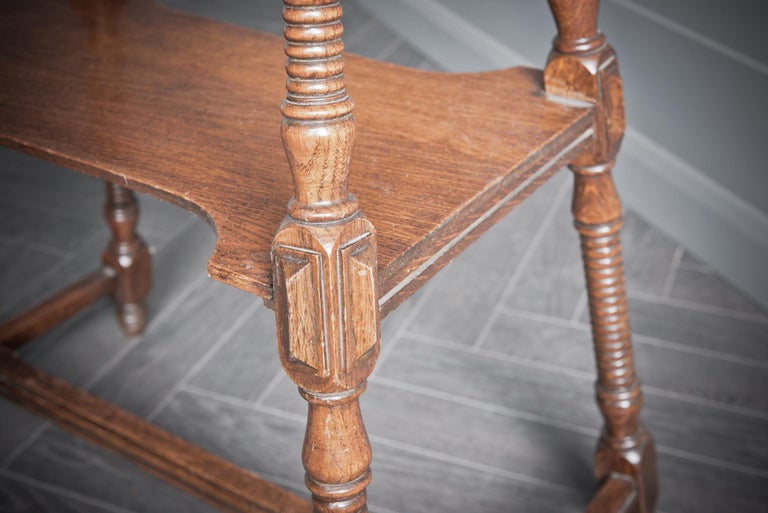 Turned Metamorphic Swivel Top Oak Table For Sale at 1stDibs