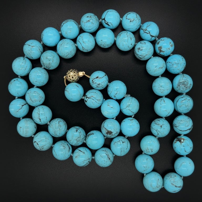 Turquoise Kingman Round Beads Gold Necklace For Sale at 1stDibs