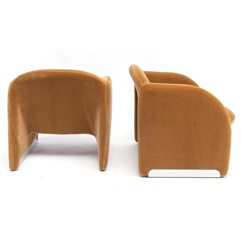 Two “Ben” Chairs by Pierre Paulin for Artifort, 1970s, Recently Re ...