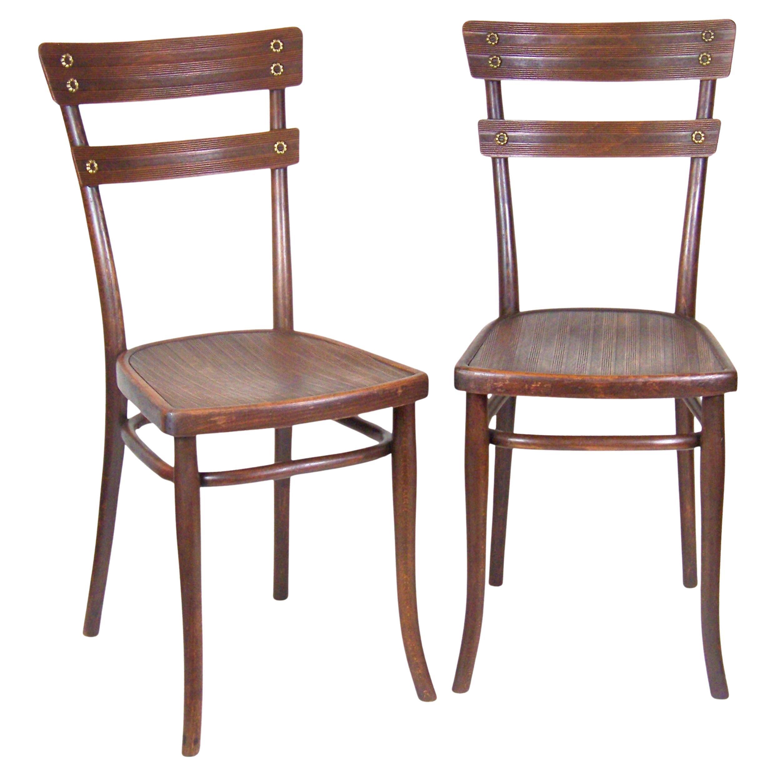 Chair Thonet Nr.402, Jan Kotěra in 1907 For Sale at 1stDibs