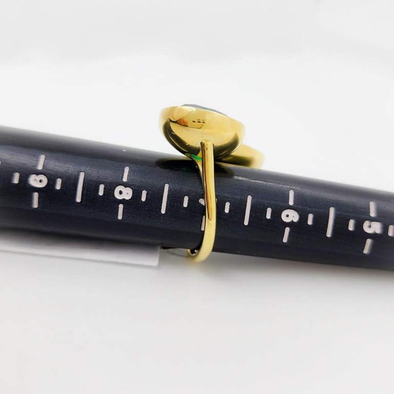 Two Emerald Oval Bypass Ring in 18k Yellow Gold For Sale at 1stDibs