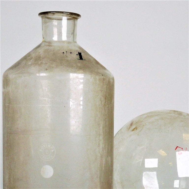Two Large Decorative 1950s Glass Laboratory Containers For Sale at 1stDibs