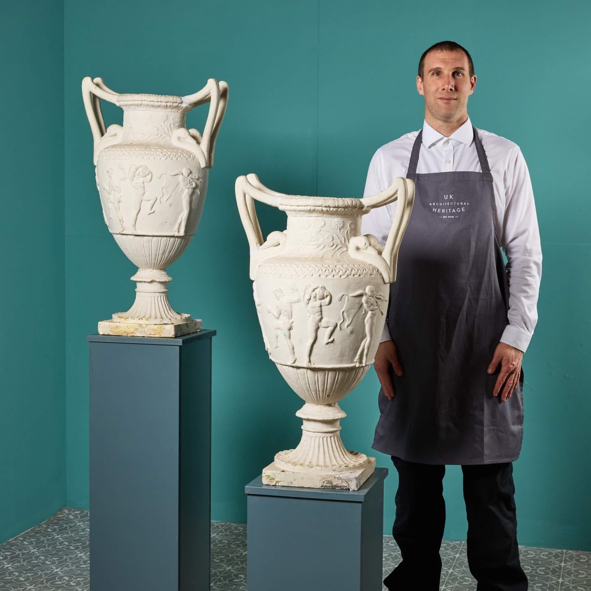 Two Large Neoclassical Vases in Plaster For Sale at 1stDibs
