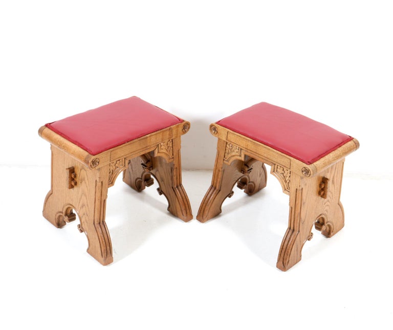 Two Oak Gothic Revival Stools, 1900s For Sale at 1stDibs