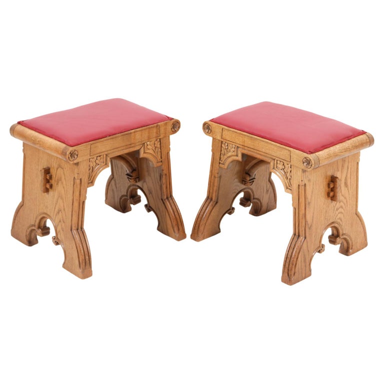 Two Oak Gothic Revival Stools, 1900s For Sale at 1stDibs