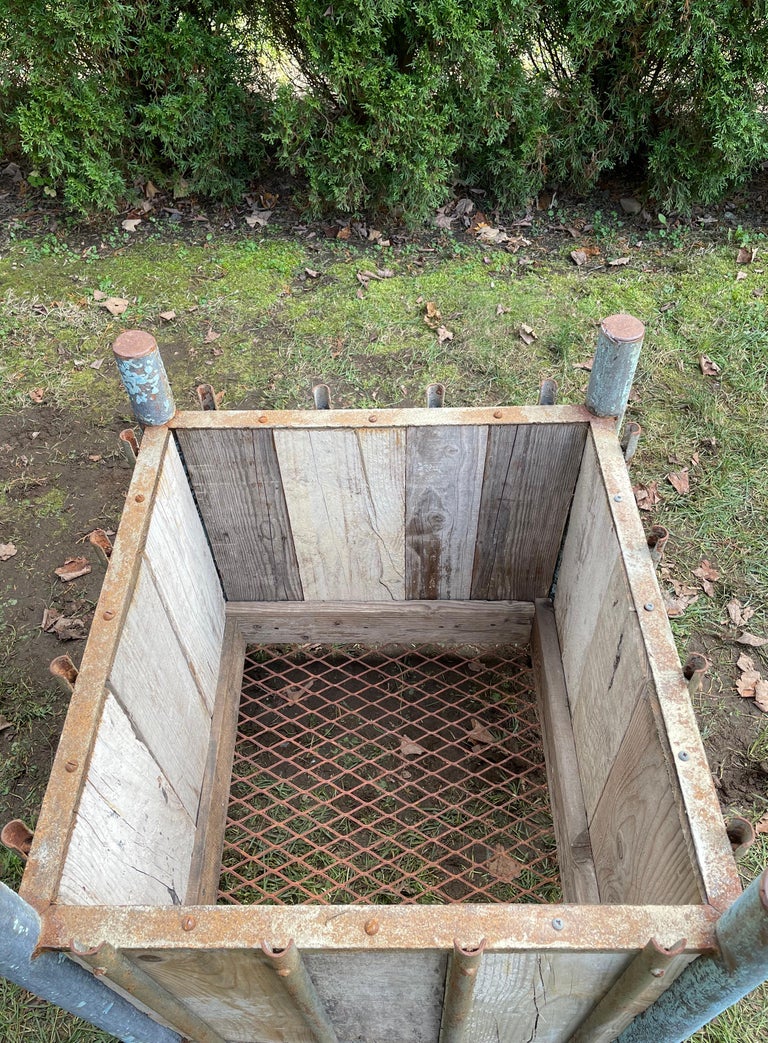 Two Pairs of Large Mid-Century Modern French Versailles Planters For ...