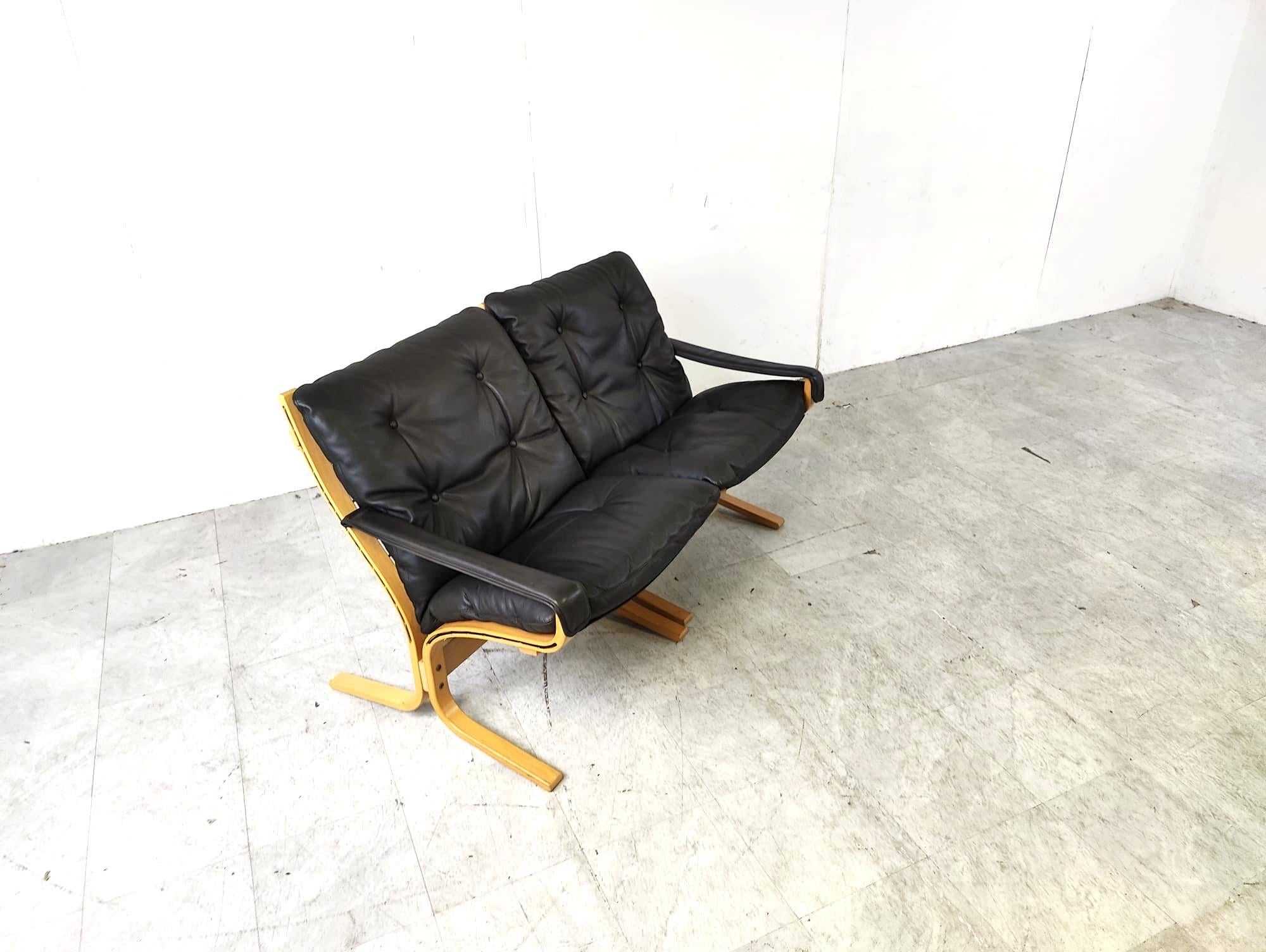 Two seater sofa by Ingmar Relling for Westnofa, 1980s at 1stDibs