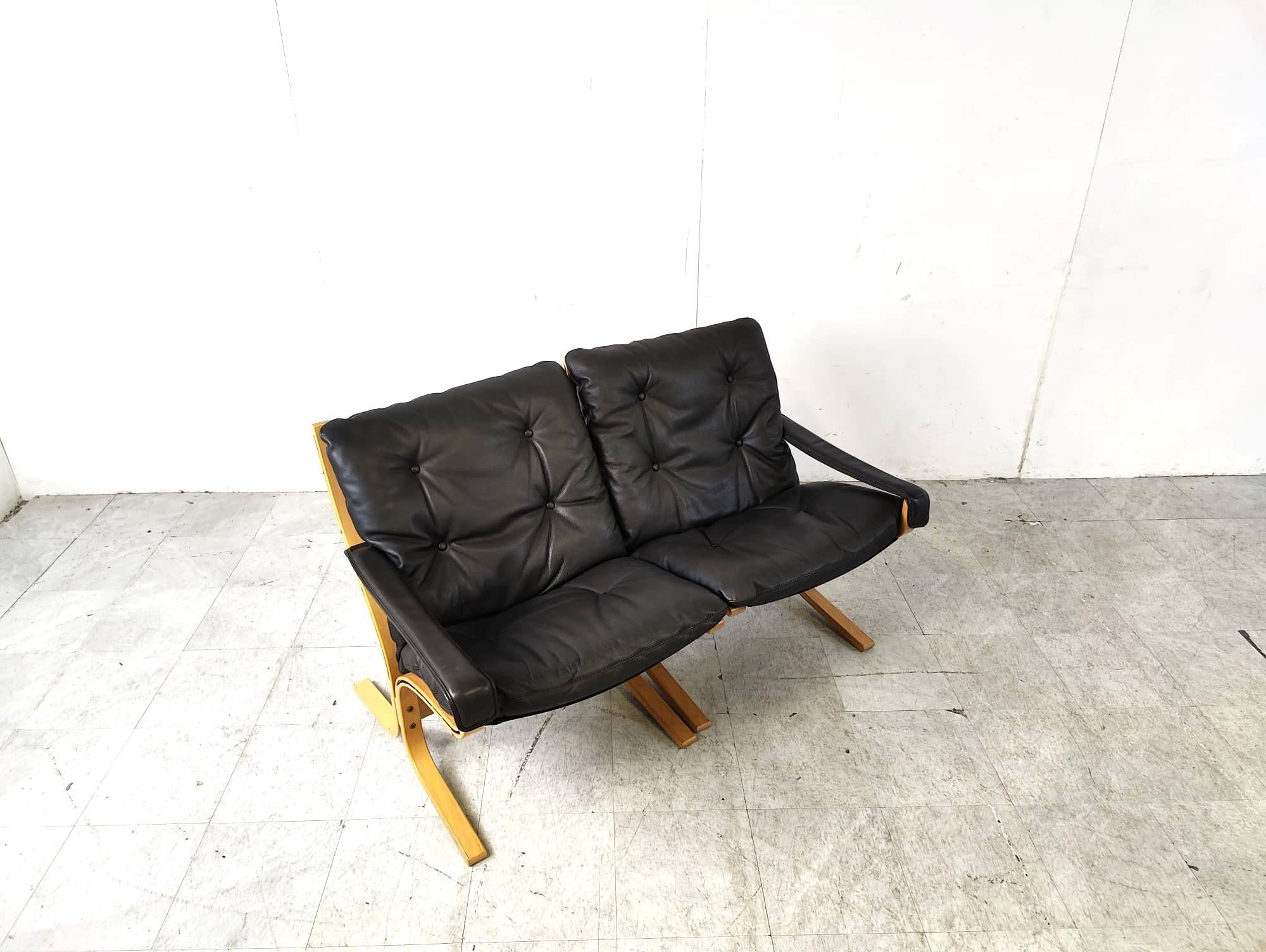 Two seater sofa by Ingmar Relling for Westnofa, 1980s at 1stDibs