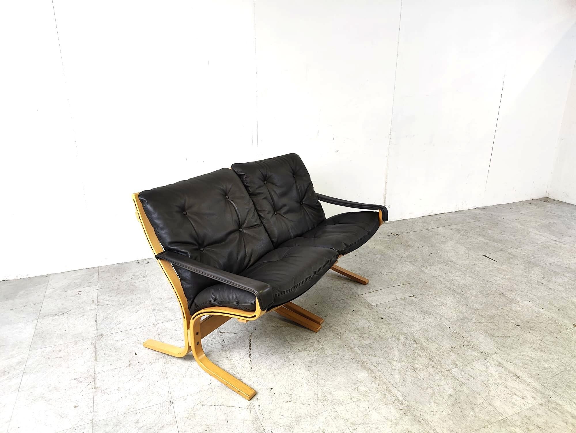 Two seater sofa by Ingmar Relling for Westnofa, 1980s at 1stDibs