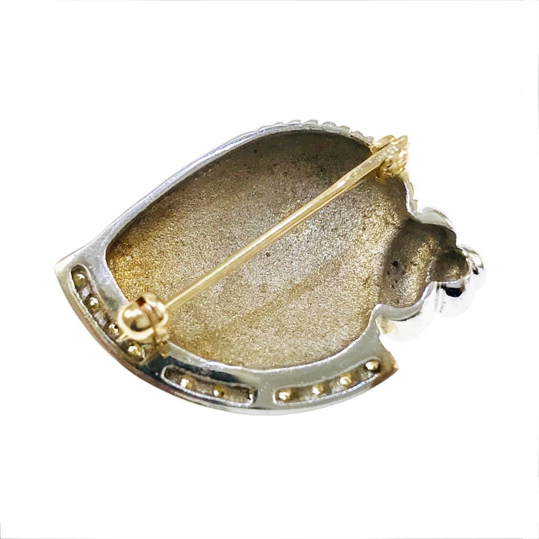 Two-Tone Diamond Conch Shell Brooch/Pin For Sale at 1stDibs