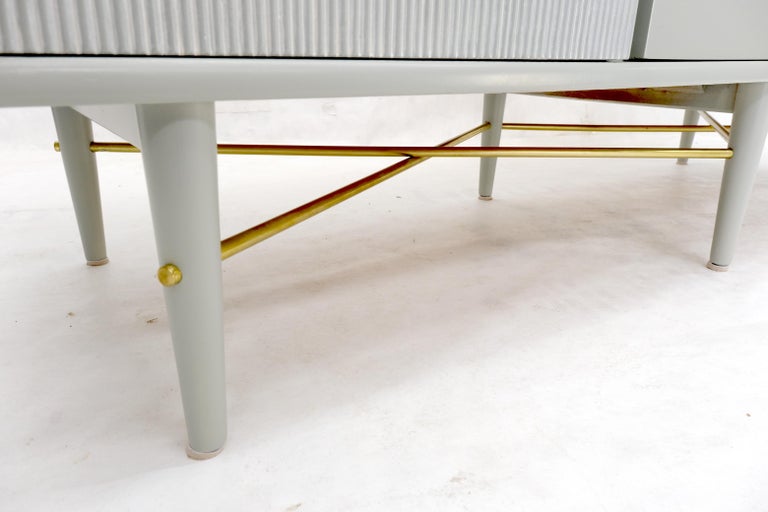 Two Tone Light Grey and White Fluted Drawer Fronts Brass Stretchers ...