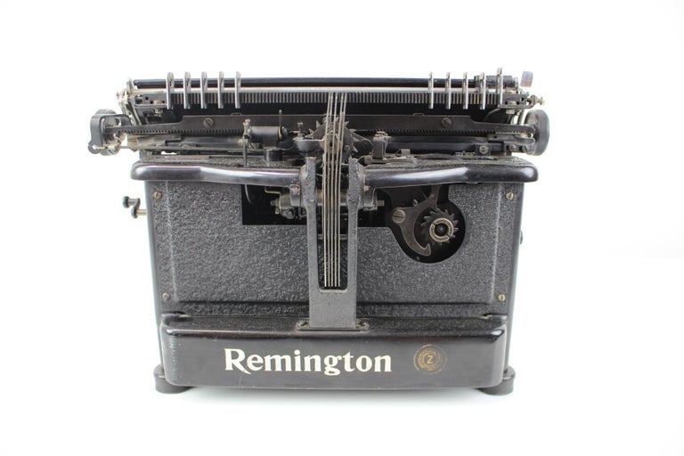 Typewriter, Manufacturer Remington: Zbrojovka Brno, circa 1935 For Sale at 1stDibs