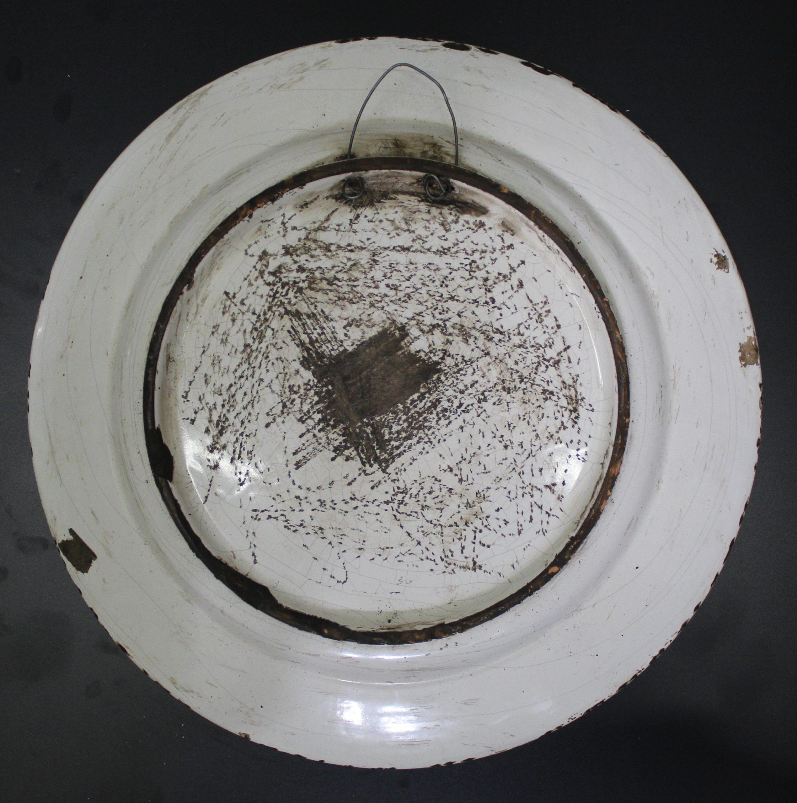 Umbria - Plate, Parade Plate - Renaissance style For Sale at 1stDibs