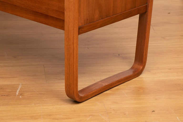 Uniflex Walnut Dressing Table by Gunther Hoffstead at 1stDibs