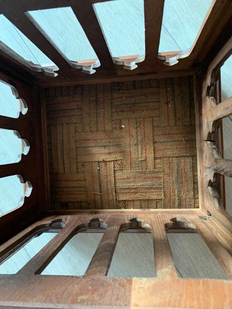 Unique and Quality Carved Gothic Revival Oak Church Stool Seat w ...