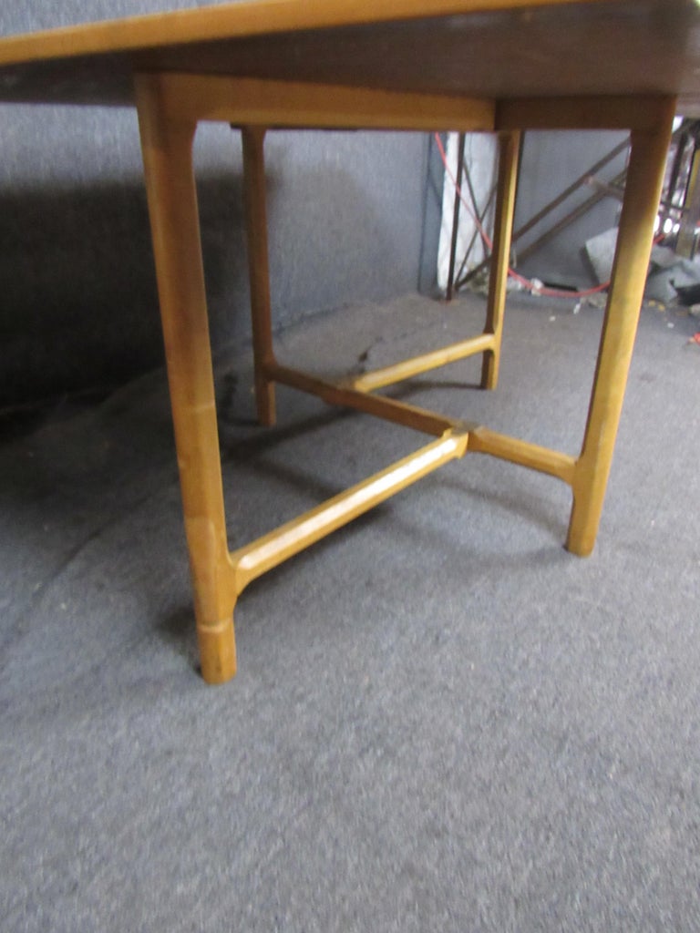 Unique Drop-Leaf Gate Leg Table For Sale at 1stDibs
