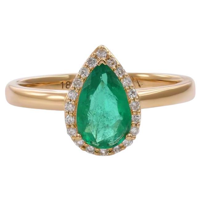Customizable Certified Shield Cut Emerald White Gold Engagement Ring ...