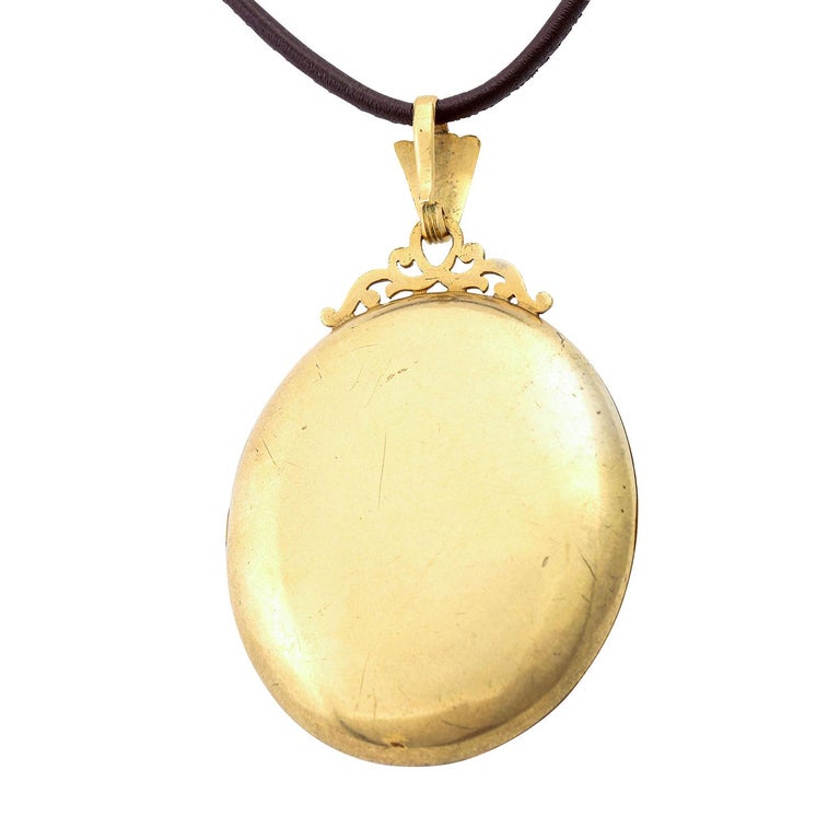 Unique medallion pendant from around 1870, set with 1 old European cut ...