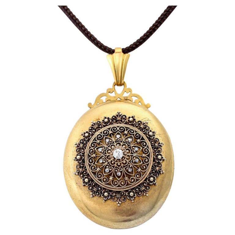 Unique medallion pendant from around 1870, set with 1 old European cut ...