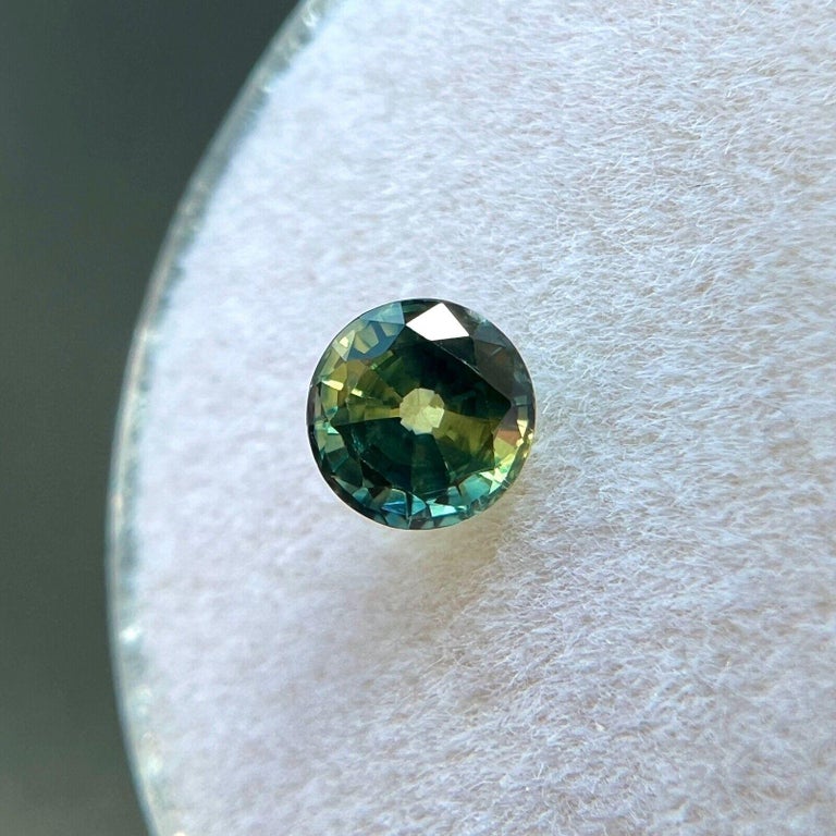 Unique Parti Bi Colour Sapphire 0.62ct Blue Yellow Green Round Loose Gem For Sale at 1stDibs