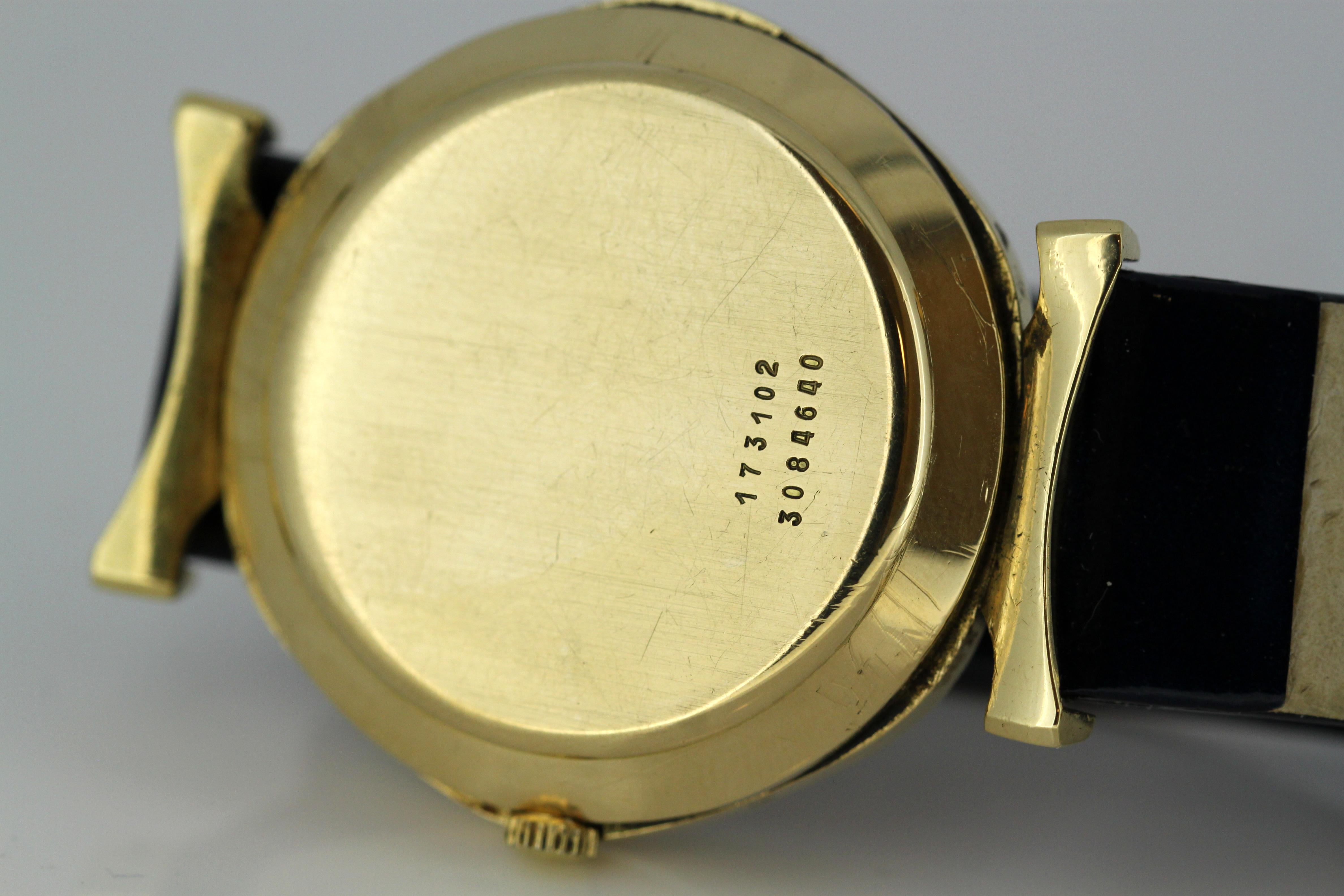 Universal Genève, Uniquartz, 173102, Men, 1960-1969 For Sale at 1stDibs ...