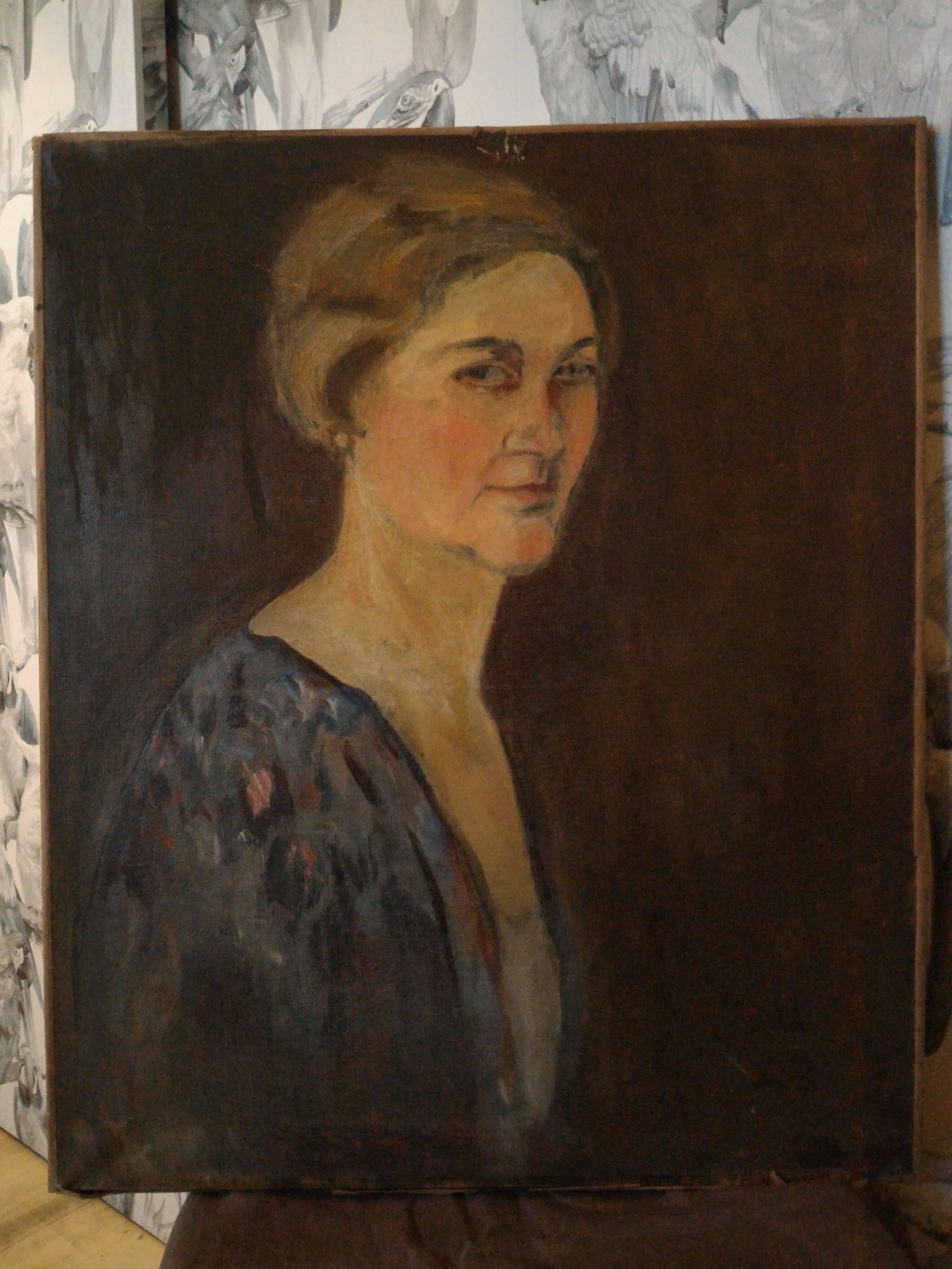 Unknown - Portrait d"une Bourgeoise Parisienne at 1stDibs