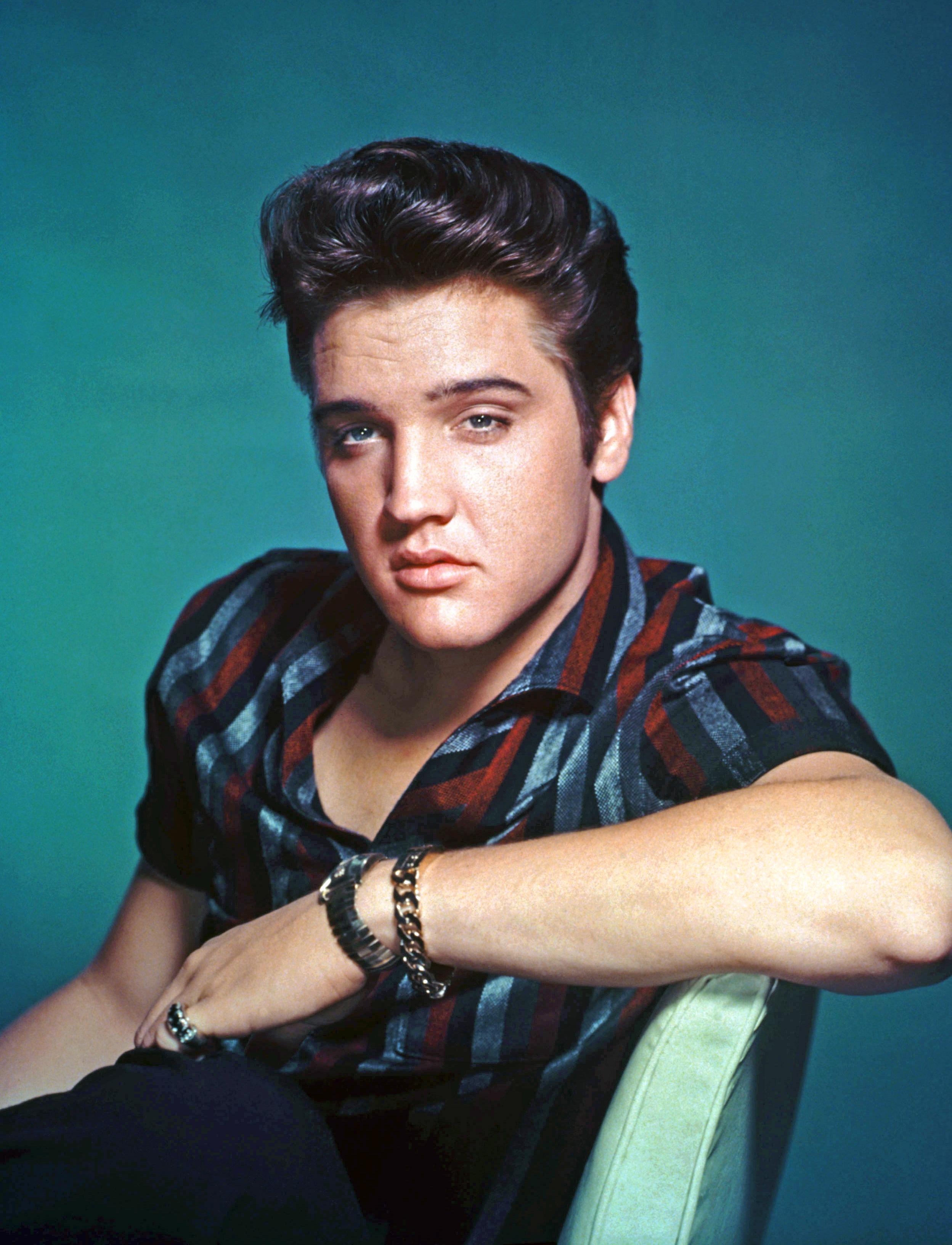 Unknown - Elvis Presley Portrait on Blue Globe Photos Fine Art Print ...